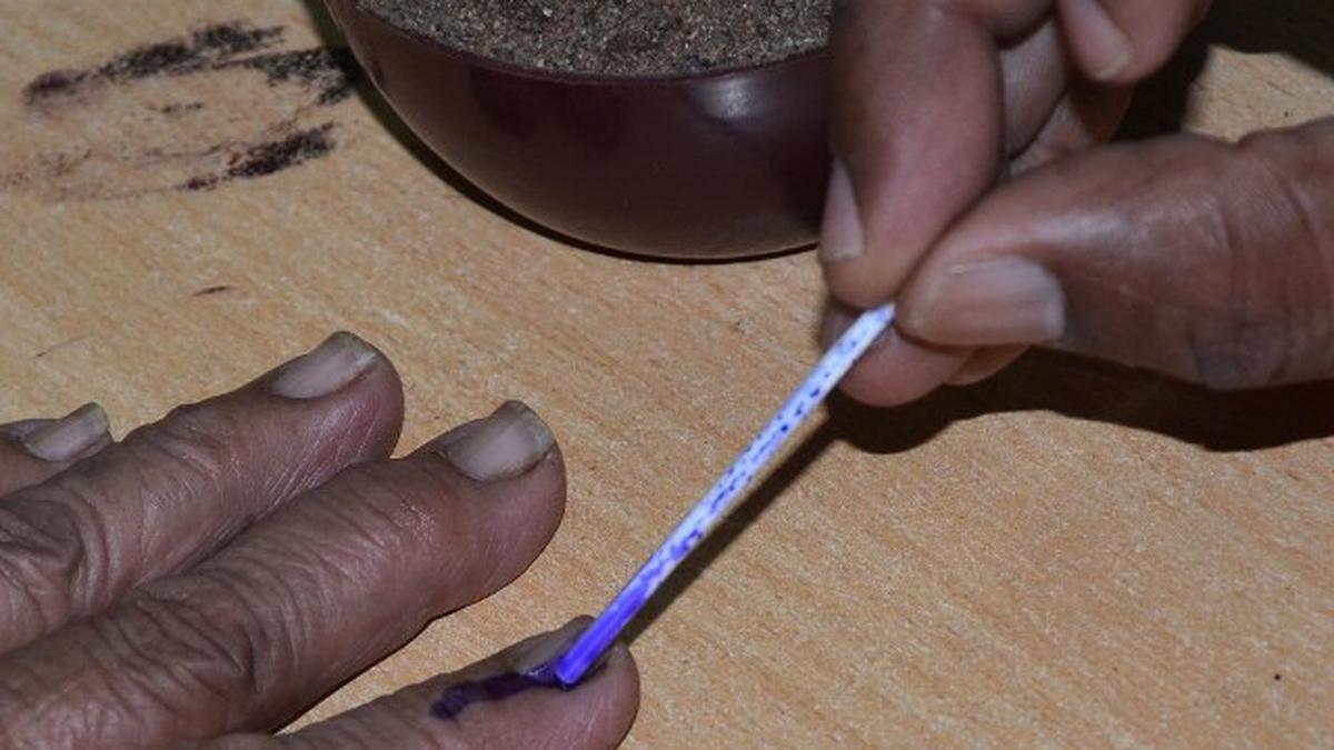 Indelible ink mark on voter’s forefinger to be bigger - The Hindu