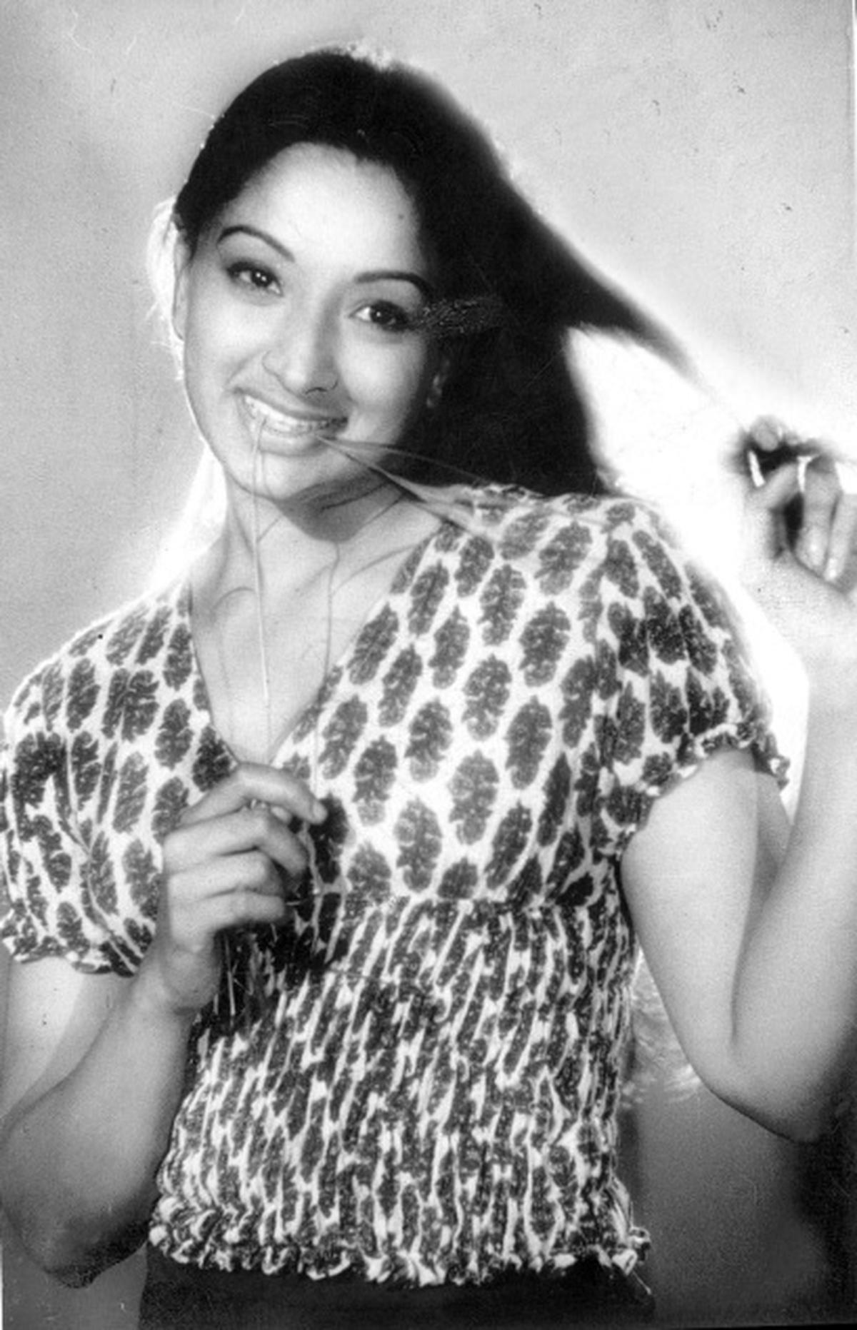 Julie 1975