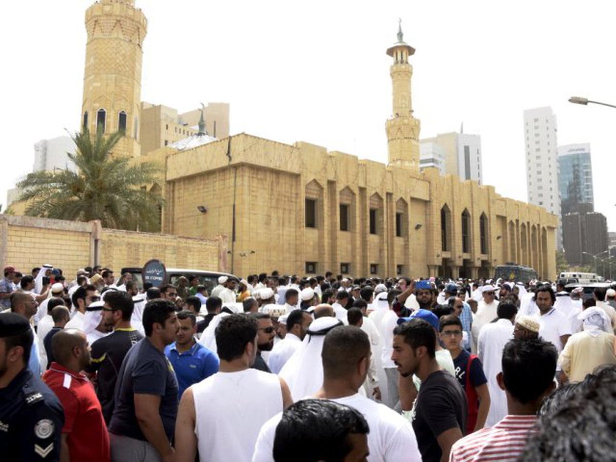 25 killed in Islamic State attack on Kuwait mosque - The Hindu