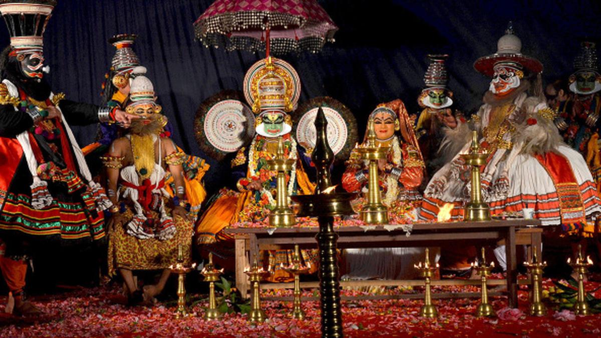 A visual treat for Kathakali lovers - The Hindu