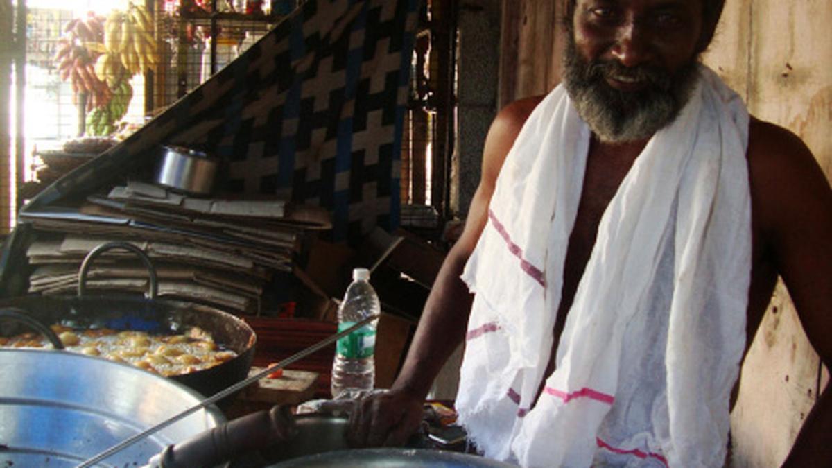 I am…Muhammad Sadhik: Iftar snack maker - The Hindu