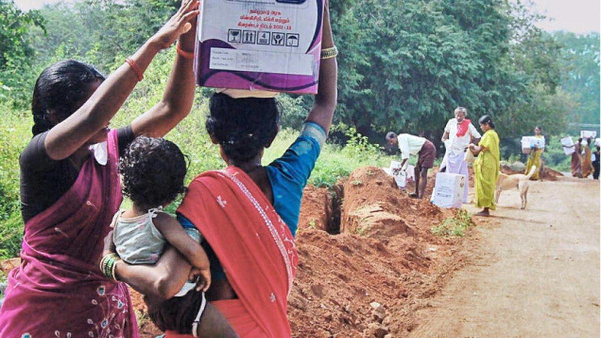 Shoolagiri set to have first fully ‘Swachh’ block in Tamil Nadu - The Hindu