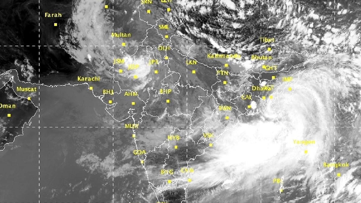 Cyclone Komen hits Bangladesh; heavy rains in Bengal, Odisha - The Hindu