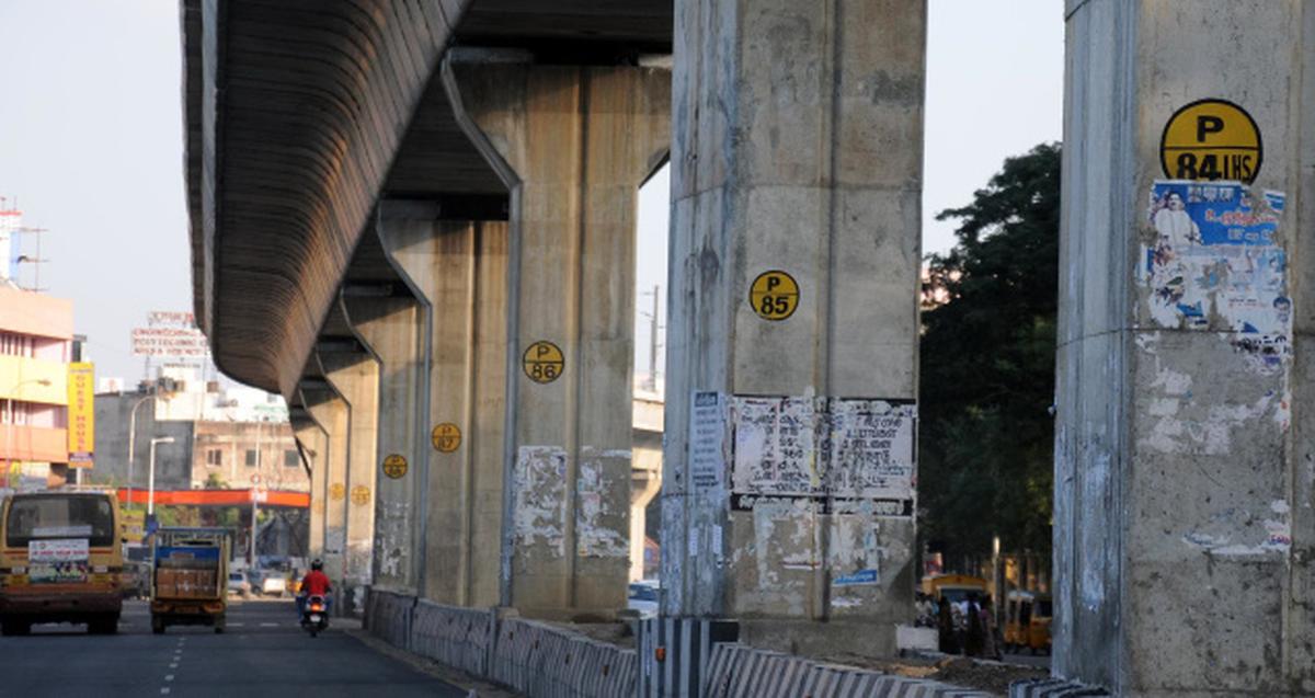 Metro Rail pillars put to innovative use - The Hindu