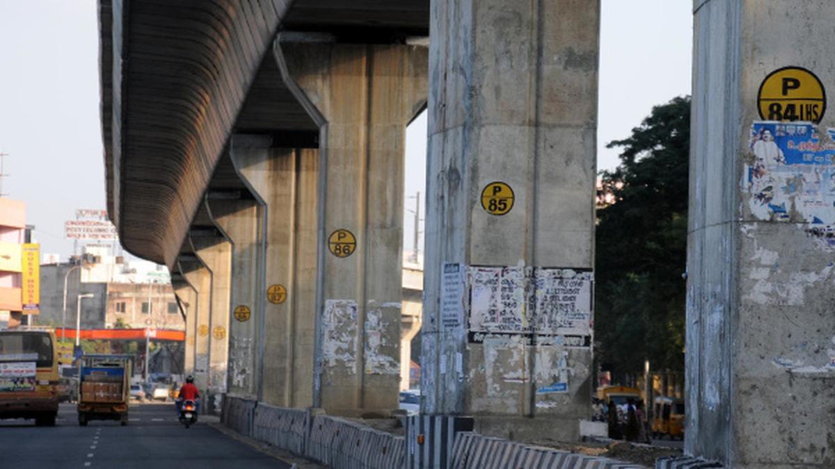 Metro Rail pillars put to innovative use - The Hindu