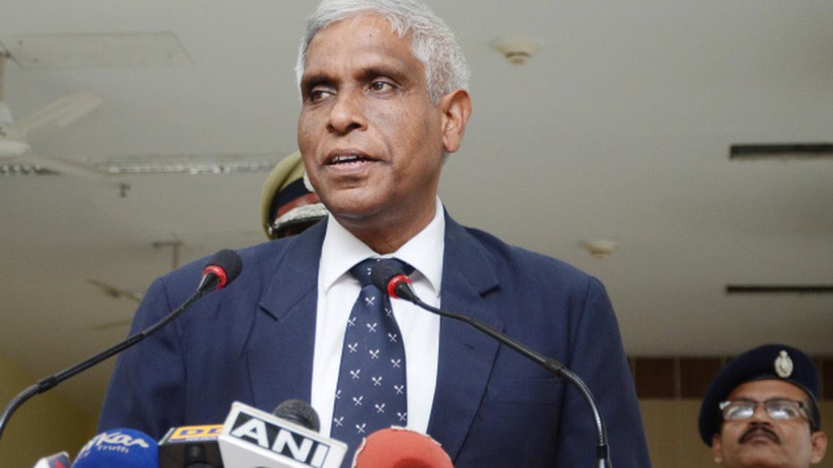 CRPF to be withdrawn from three Naxal-affected Odisha districts - The Hindu