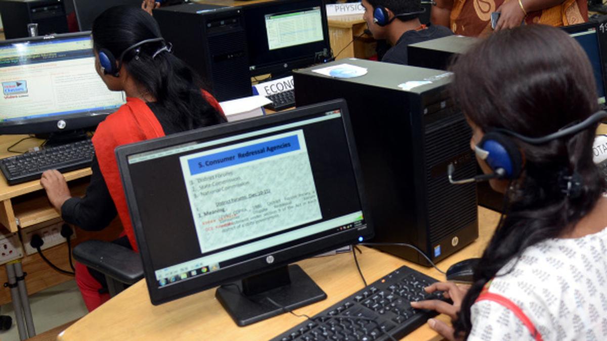 State first grade colleges get tech-savvy - The Hindu