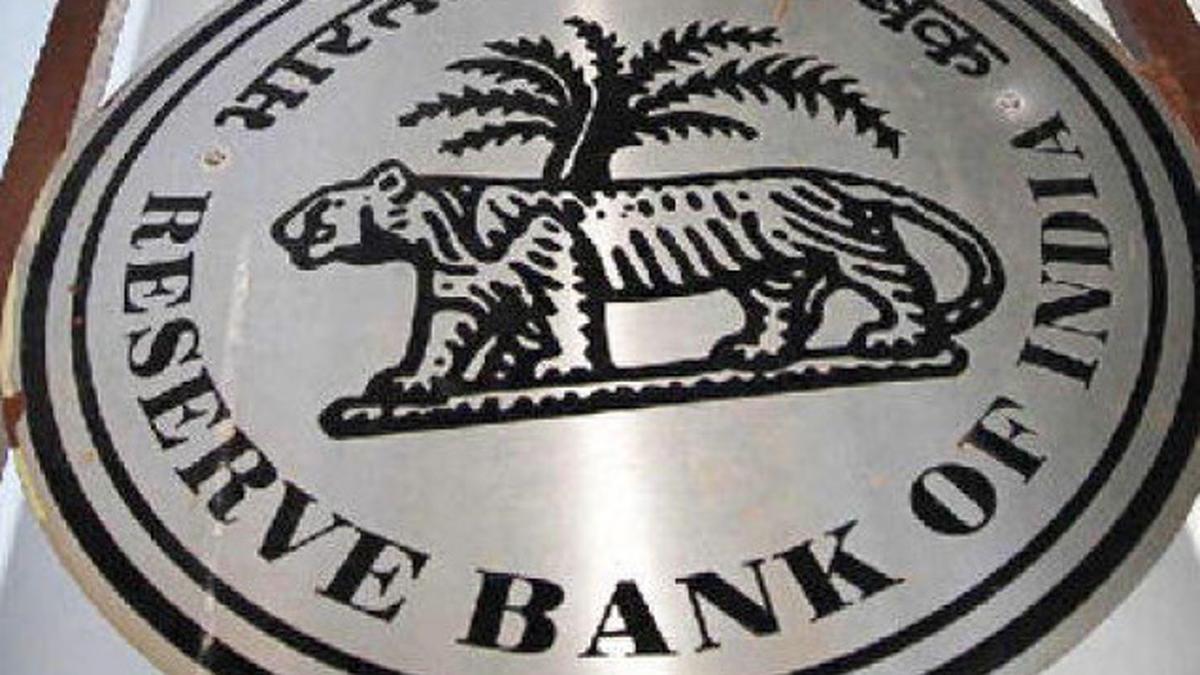 RBI asks banks to review minimum lending rate every quarter - The Hindu