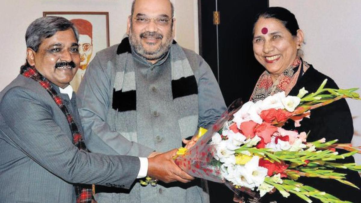 Tirath defection robs Congress of rare limelight - The Hindu