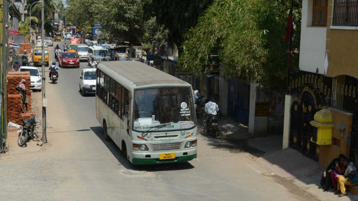 MTC plans small buses from Central, Egmore - The Hindu