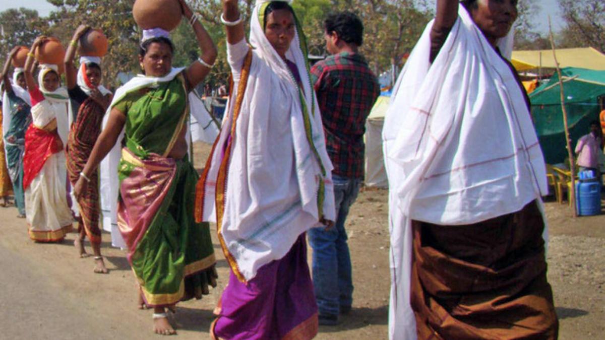 Nagoba Jatara gets under way in Adilabad - The Hindu