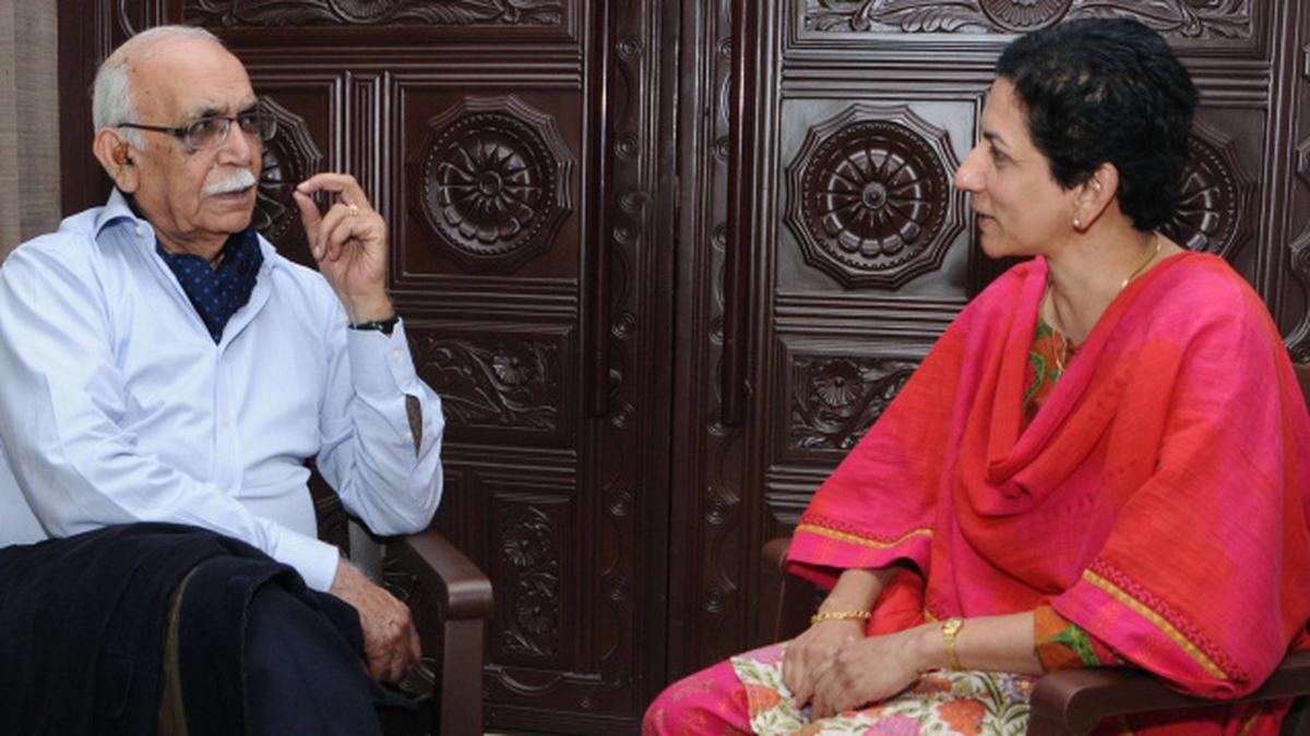 Two historians share notes - The Hindu