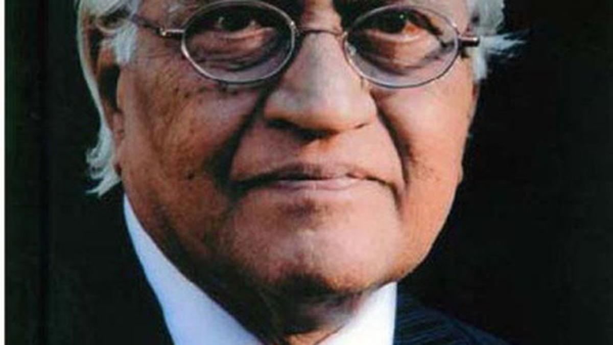 Crossing borders - The Hindu