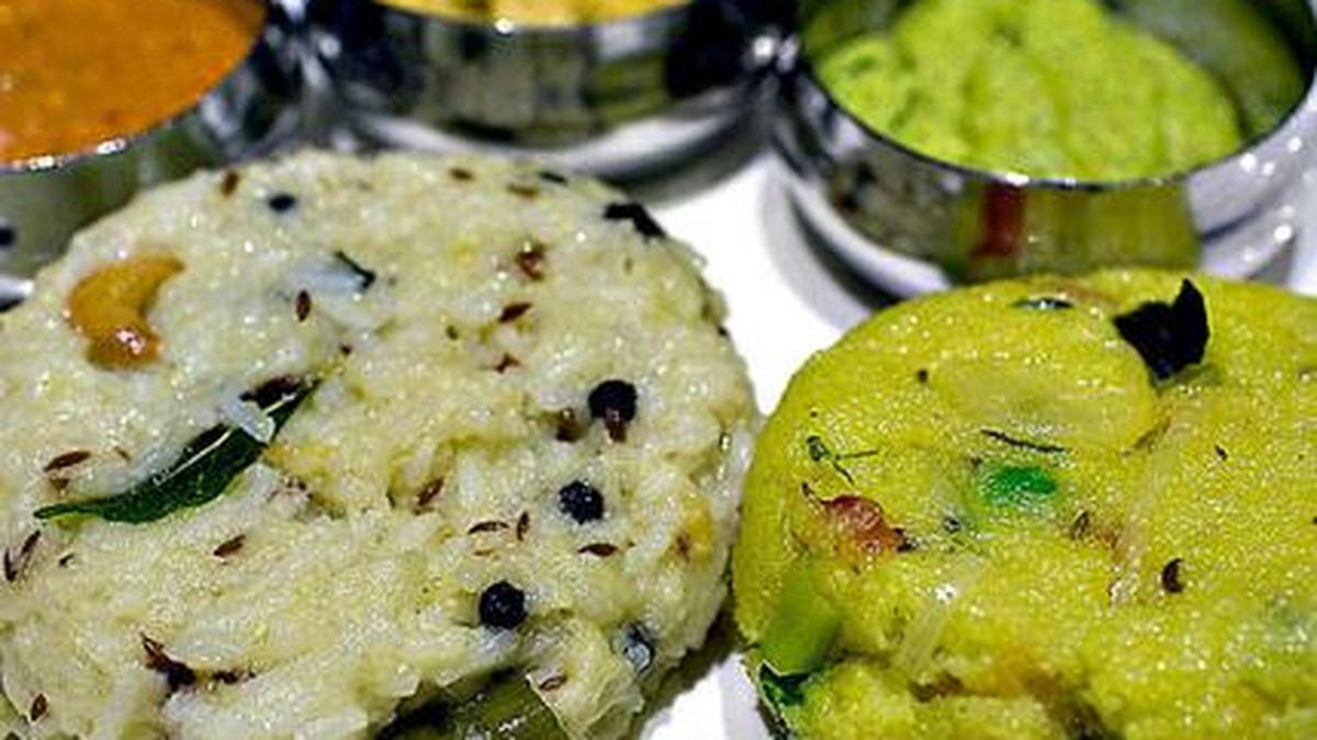 Steaming hot idlis, upma for just Rs. 5? - The Hindu