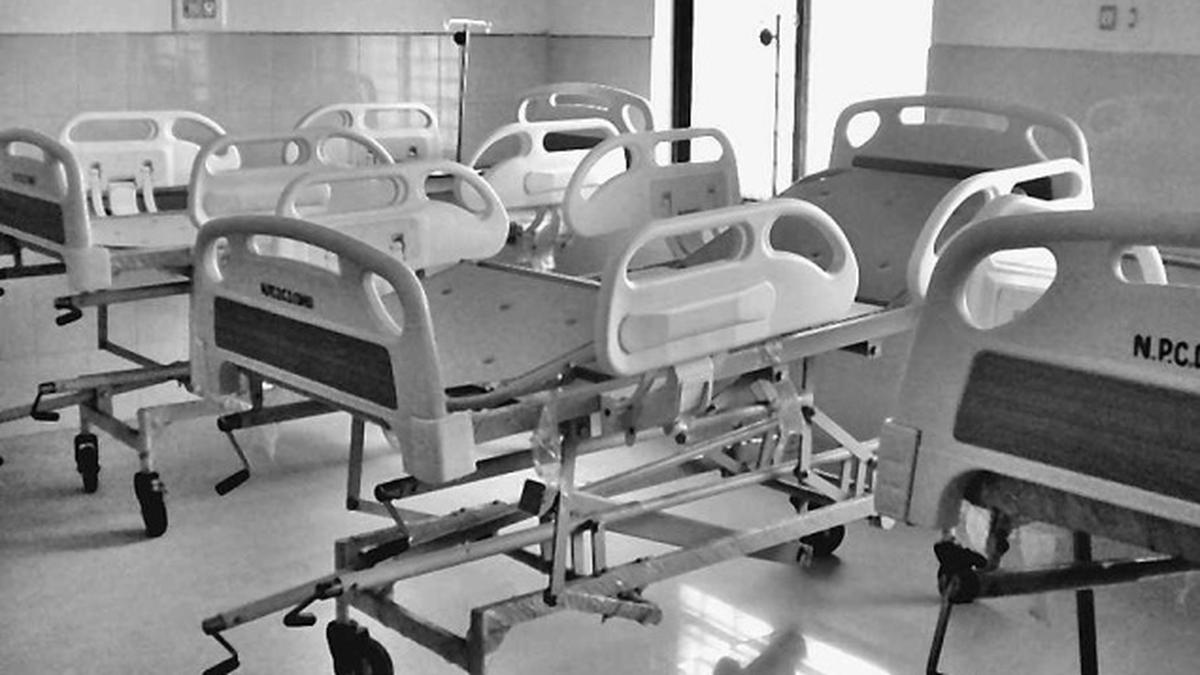 Geriatric ward at govt. hospital waits for doctors, nurses - The Hindu