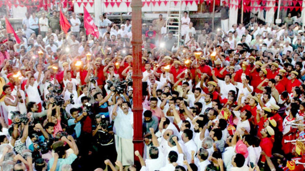 VS in focus again as CPI(M) meet begins - The Hindu