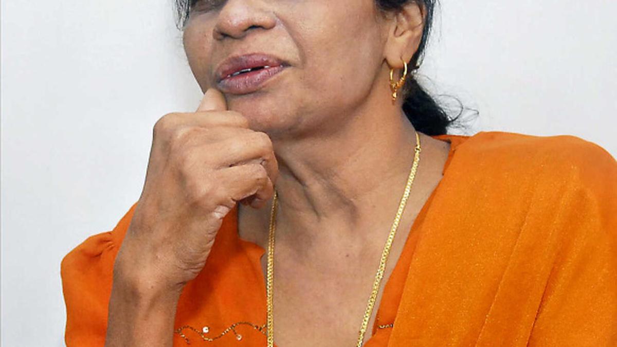 Cartoonist Raagati Pandari dead - The Hindu