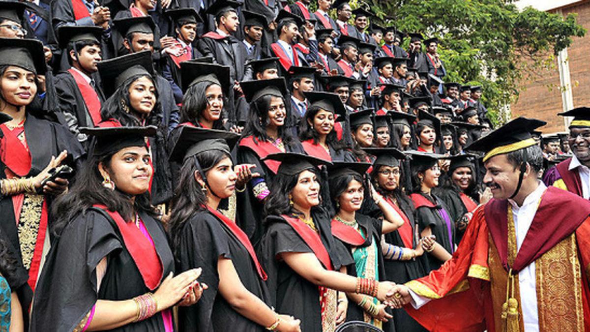 250 graduate from BMCRI - The Hindu