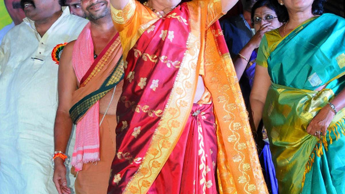 Jamuna keen on active role in politics - The Hindu