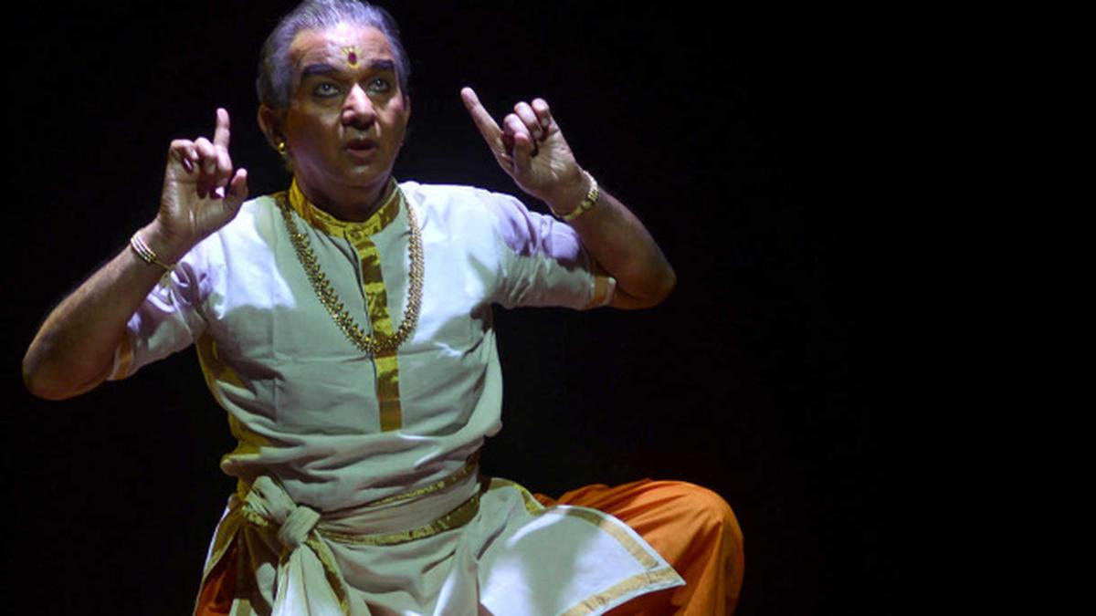 Thooran sets stage for Dhananjayan dance - The Hindu