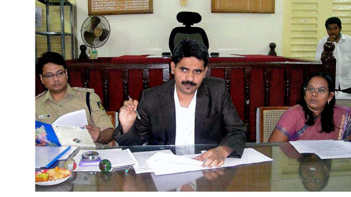 Karnataka IAS officer death: No domestic issues, says relative - The Hindu