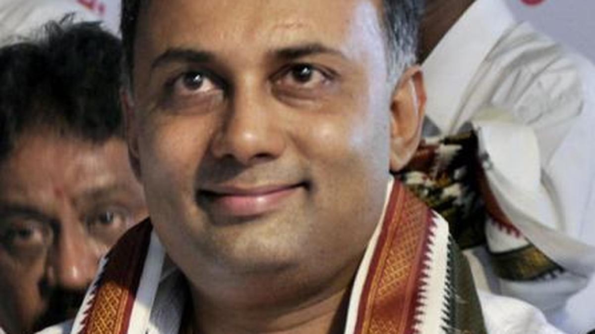 Dinesh Gundu Rao is new spokesperson of State Congress - The Hindu