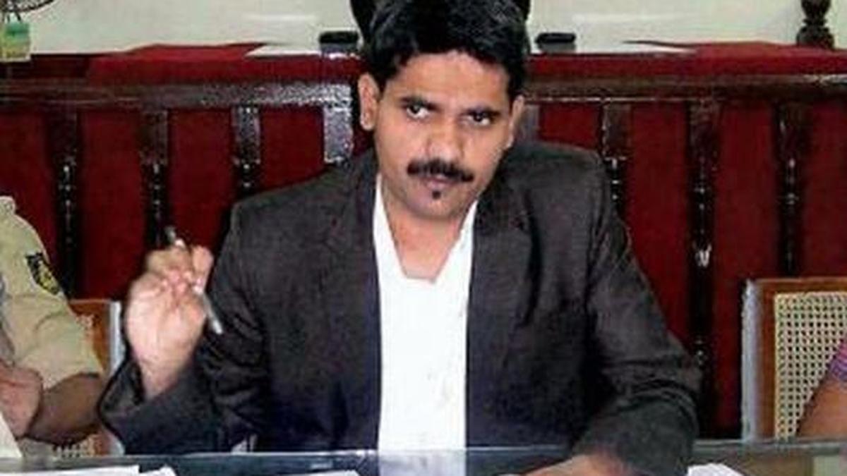 D.K. Ravi’s ‘Vaikunta Samaradhane’ held in Tumakuru - The Hindu