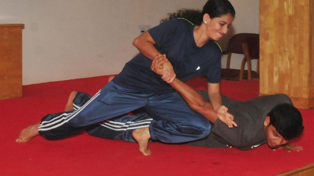 Team displays self-defence techniques for women - The Hindu