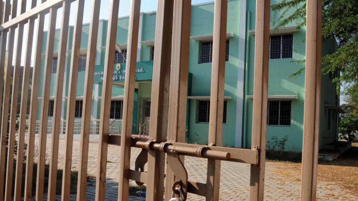 New RDO building in Anna Nagar remains locked - The Hindu