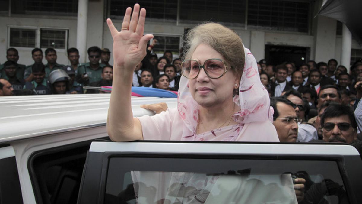 Khaleda returns home after three months - The Hindu