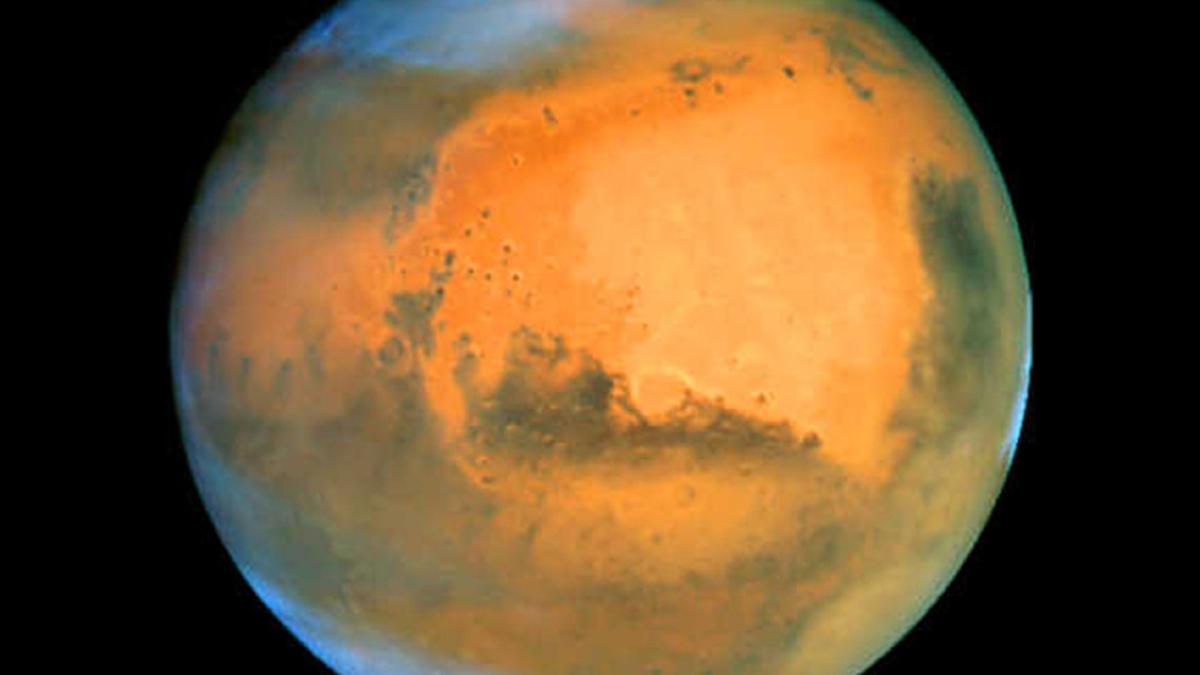 Glaciers of frozen water found on Mars - The Hindu