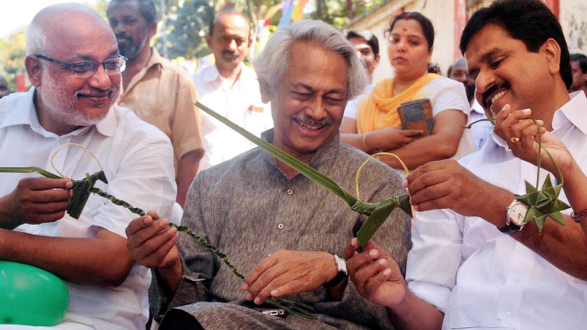 Manaveeyam Veedhi asserts itself as an art space - The Hindu