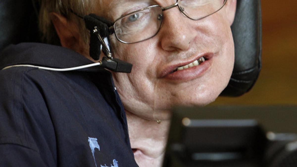 Hawking gives unique advice to upset fans of One Direction - The Hindu