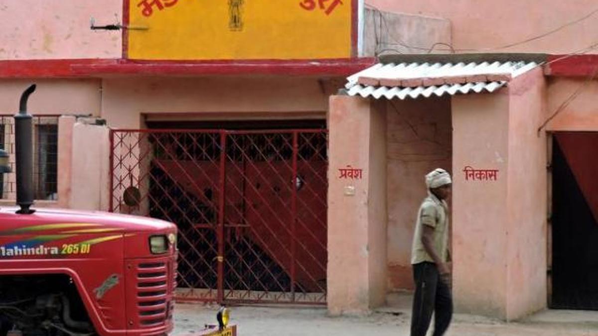 Another major quake could bring down Bihar district jail - The Hindu