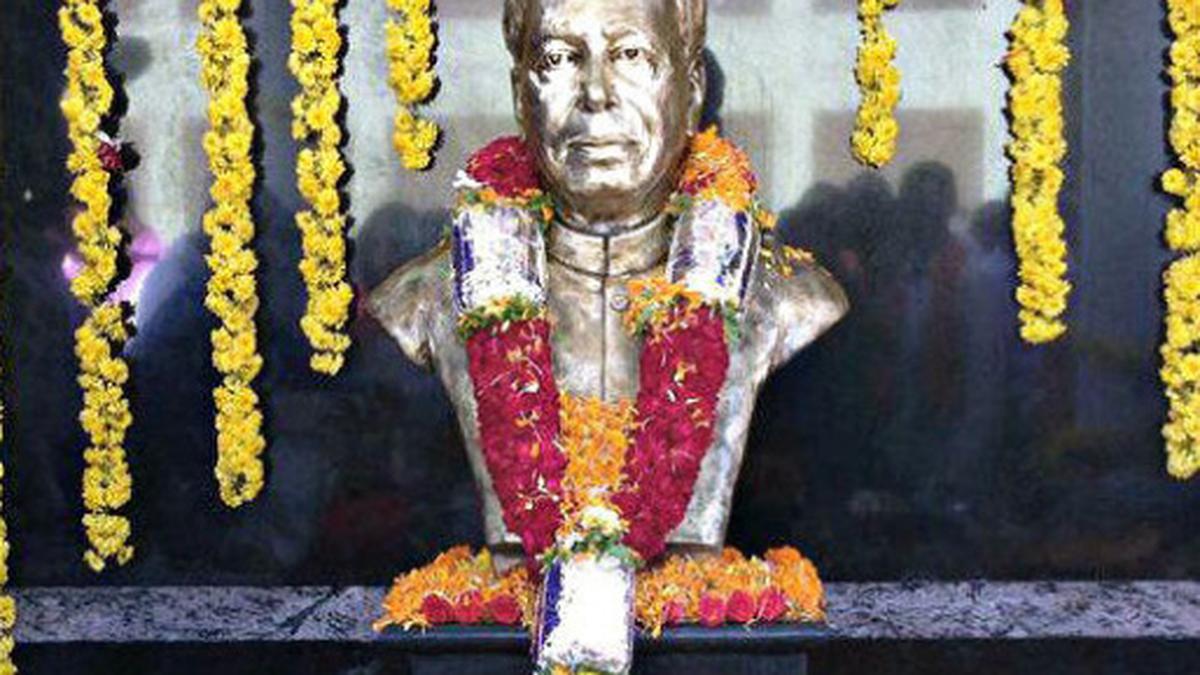 Rajashekar Murthy’s death anniversary observed - The Hindu