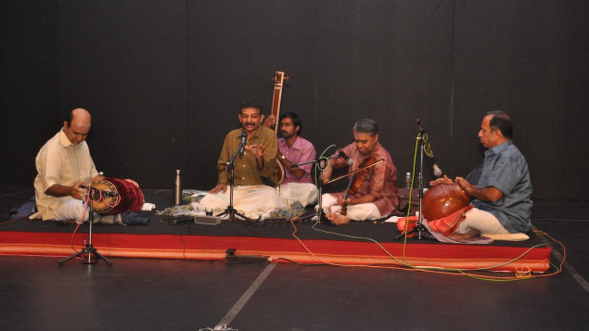 Enthralling aural and visual imagery on stage - The Hindu