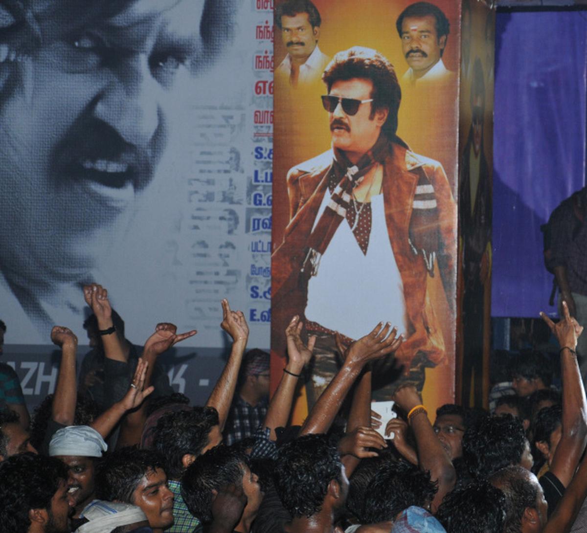 "Lingaa" fever grips die-hard Rajini fans - The Hindu