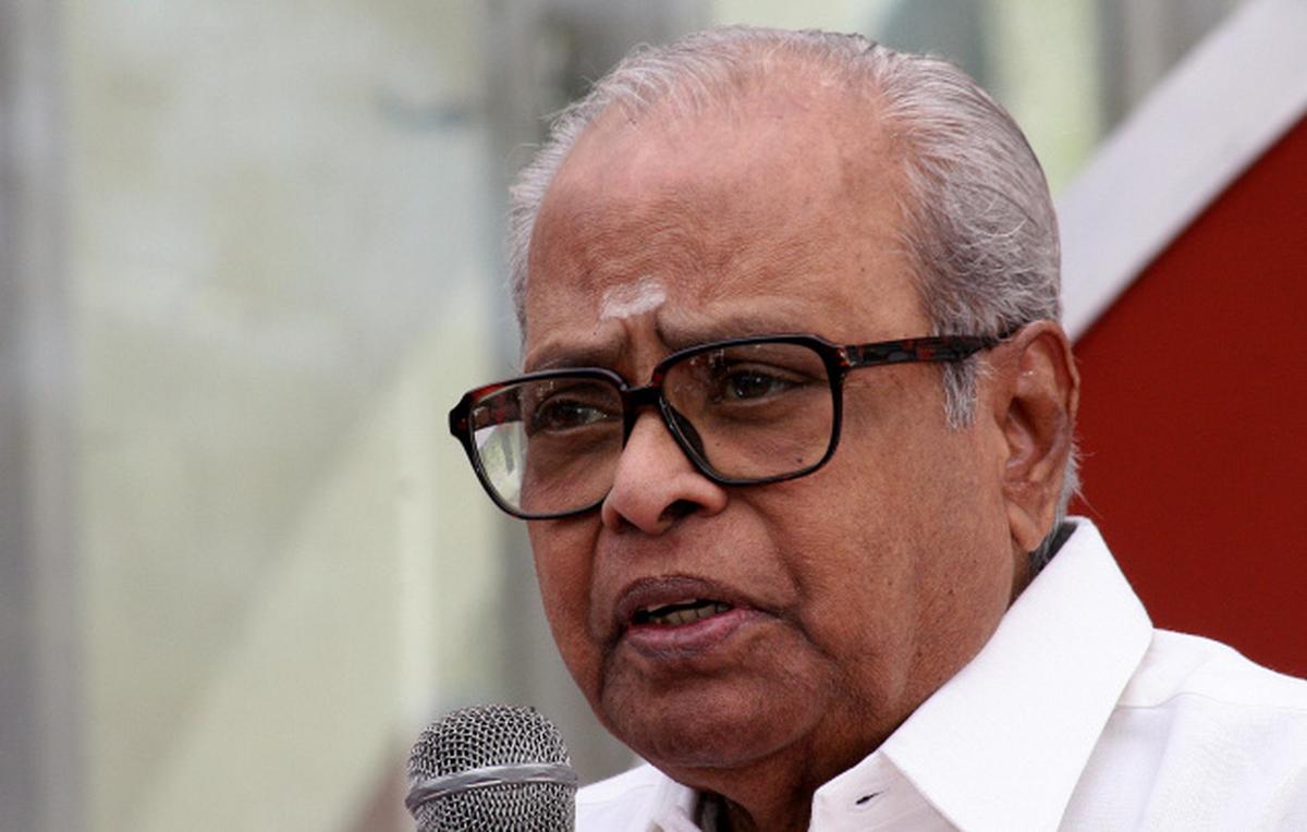 End of an era: K. Balachander (1930-2014) - The Hindu