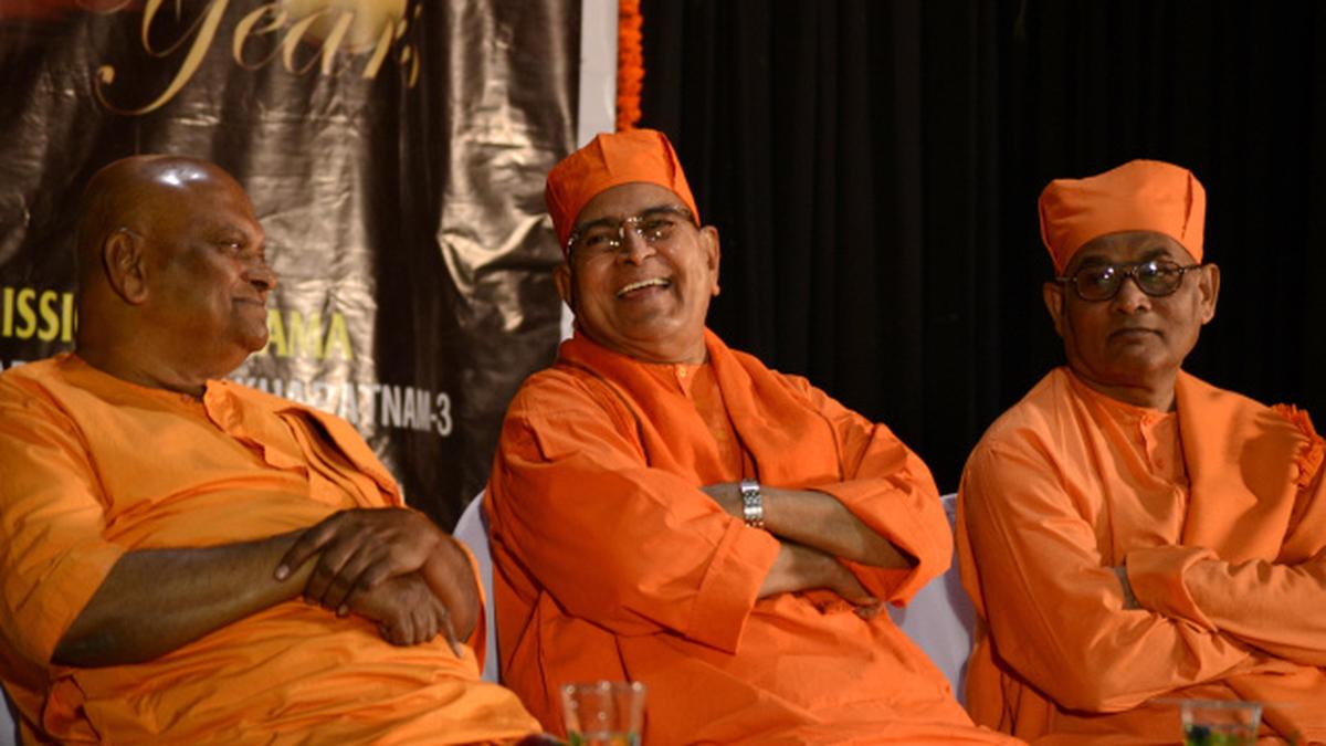 ‘Bhakta sammelen’ off to a spiritual start - The Hindu