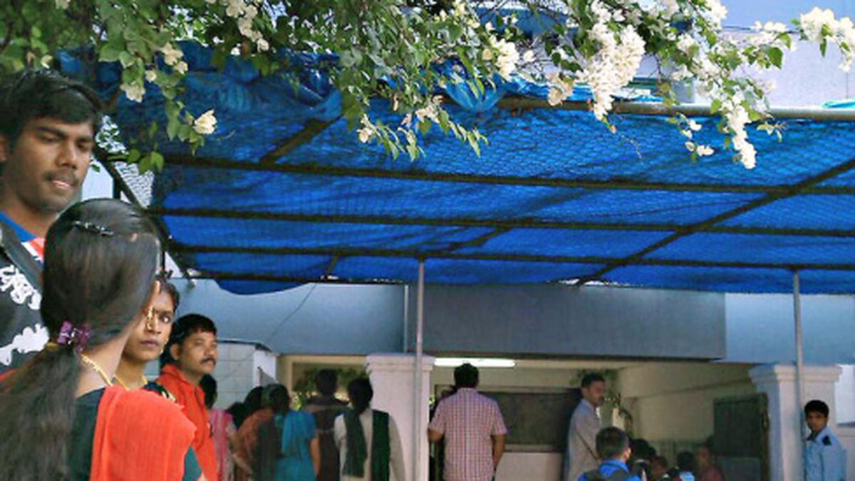 Jeevan Bima Nagar school reopens - The Hindu