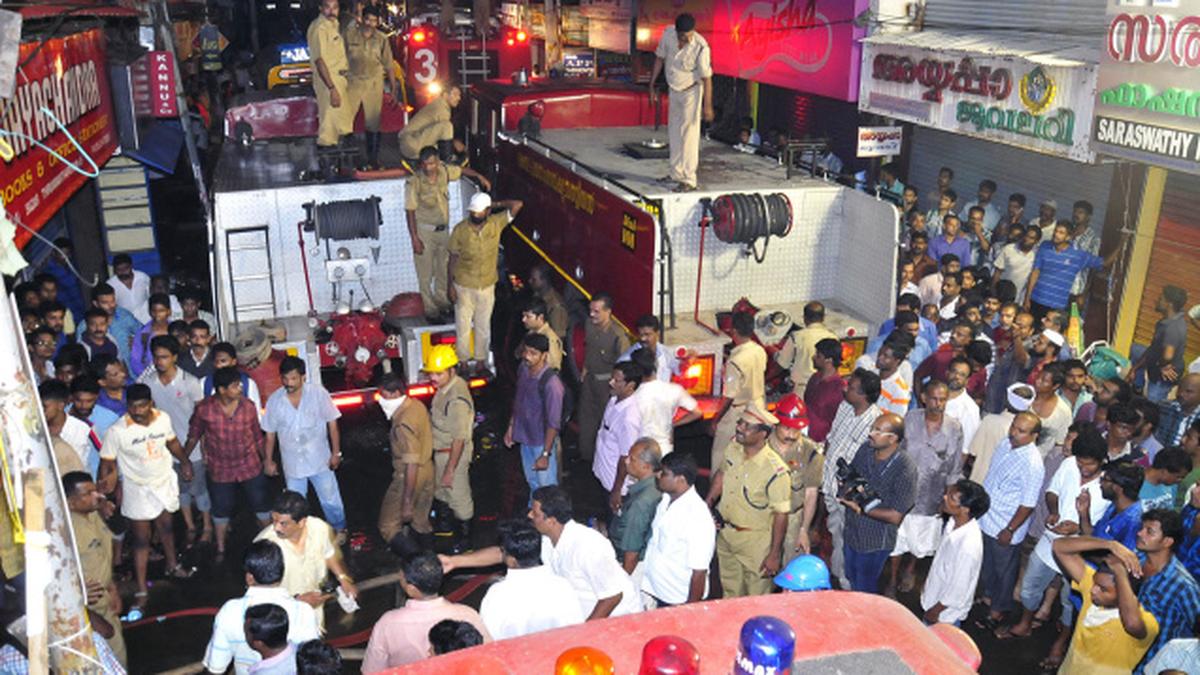 12 shops gutted in fiery blaze in historic Chala market - The Hindu