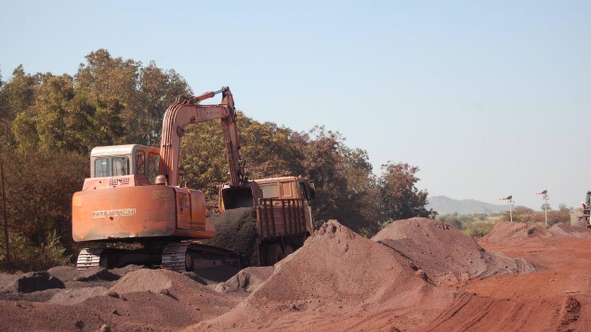 Sesa Goa to suspend mining in Karnataka - The Hindu