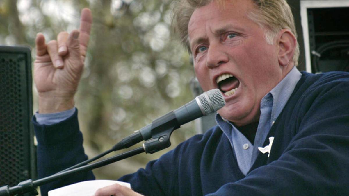 Would not have played Anderson if he was shown as hero: Sheen - The Hindu