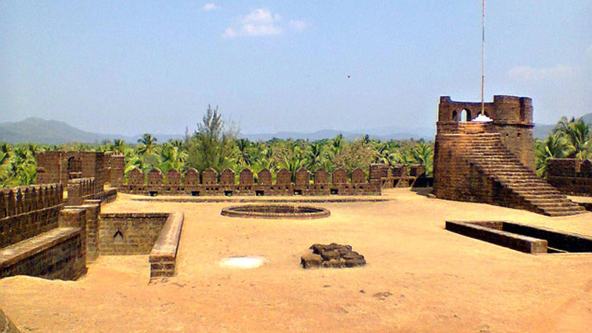 Mirjan Fort, a delight for history buffs - The Hindu