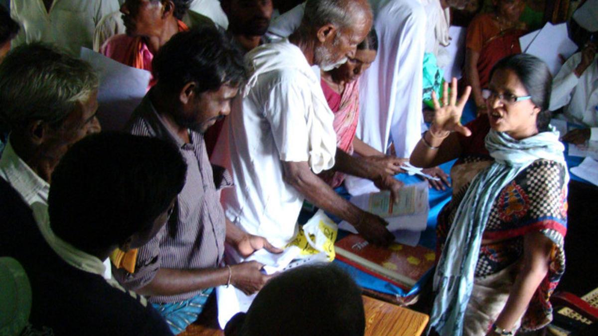 Confusion on day 1 for TSFSC applications - The Hindu