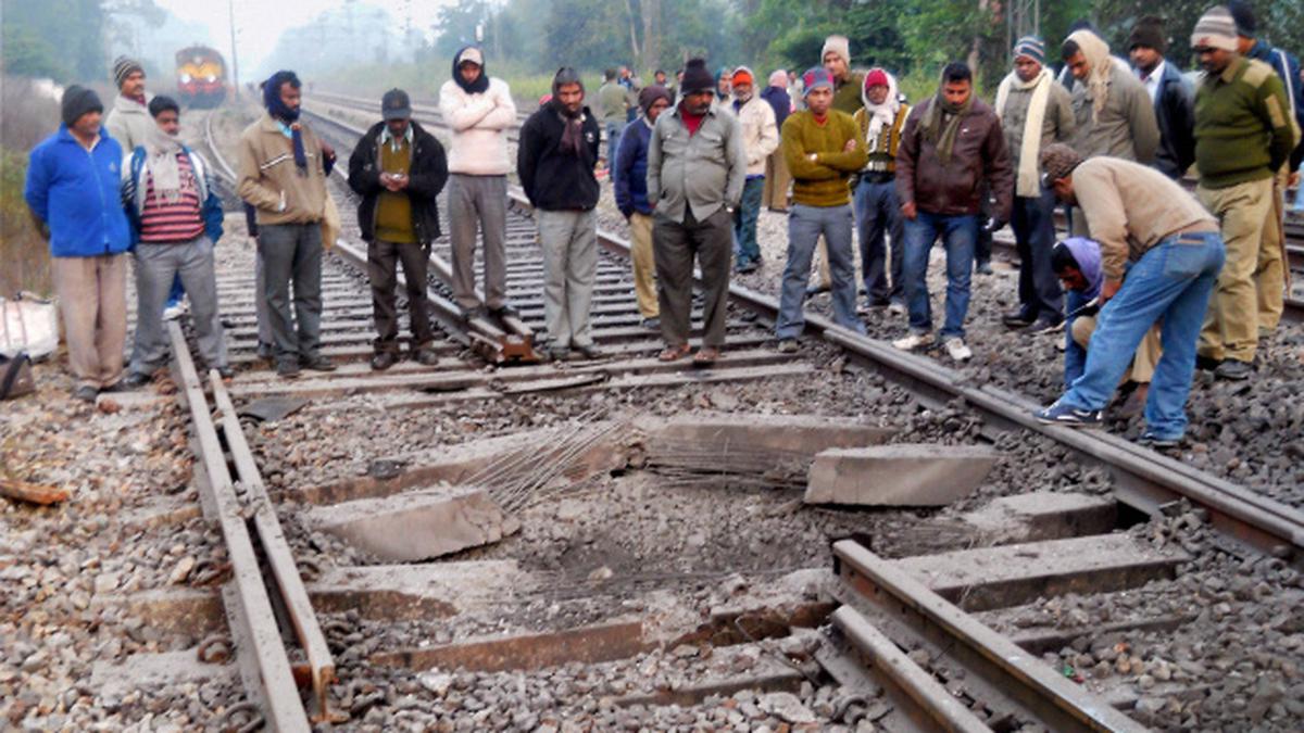 Maoists blow up railway tracks in Jharkhand, mobile tower in Odisha ... Maoists blow up railway tracks in Jharkhand, mobile tower in Odisha ...