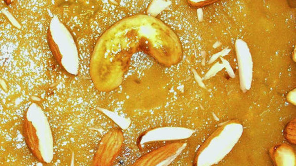 Recipe to make simple and warm pumpkin halwa for Diwali - The Hindu