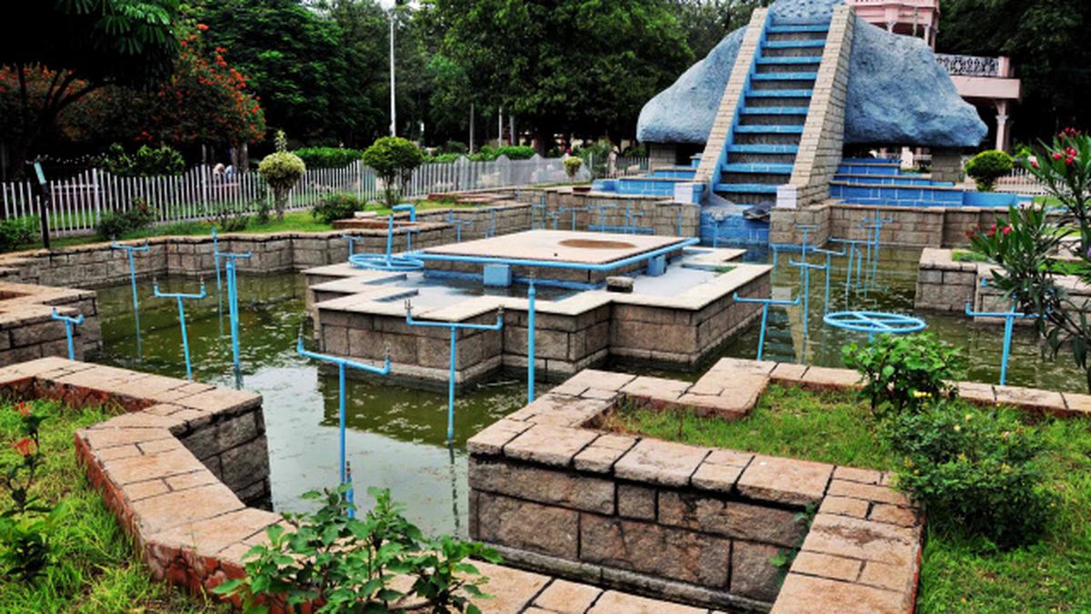 Plans on to revamp VOC Park - The Hindu