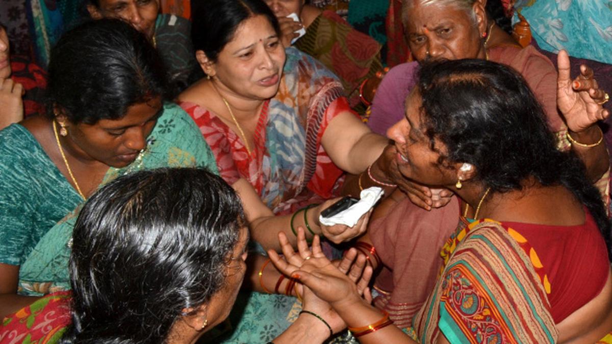 Techie shoots uncle over property dispute - The Hindu