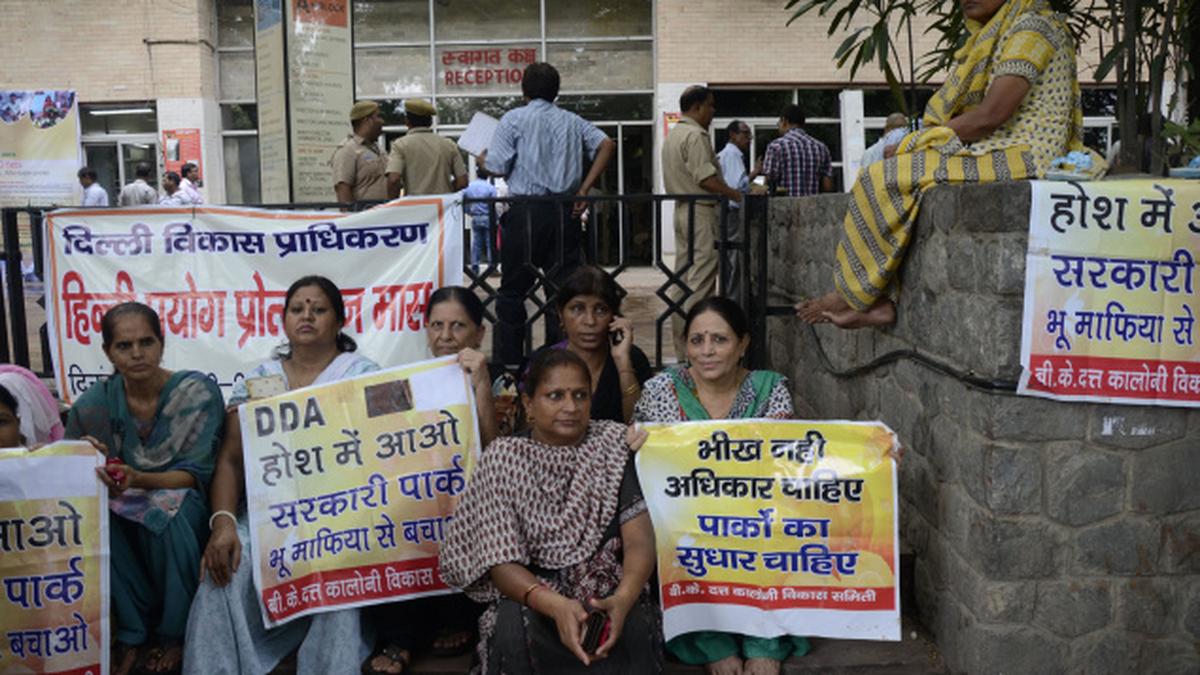 B.K. Dutt Colony residents protest against DDA ‘inaction’ - The Hindu